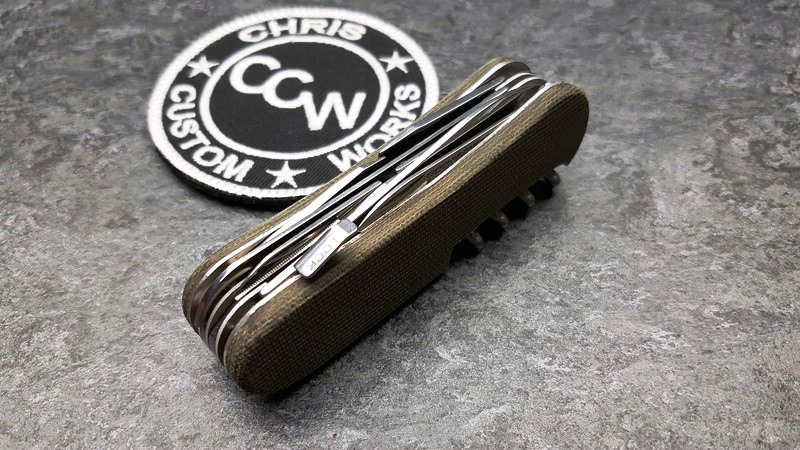 SAK-Mod: Evolution S17 Green Micarta | Chris Custom Works