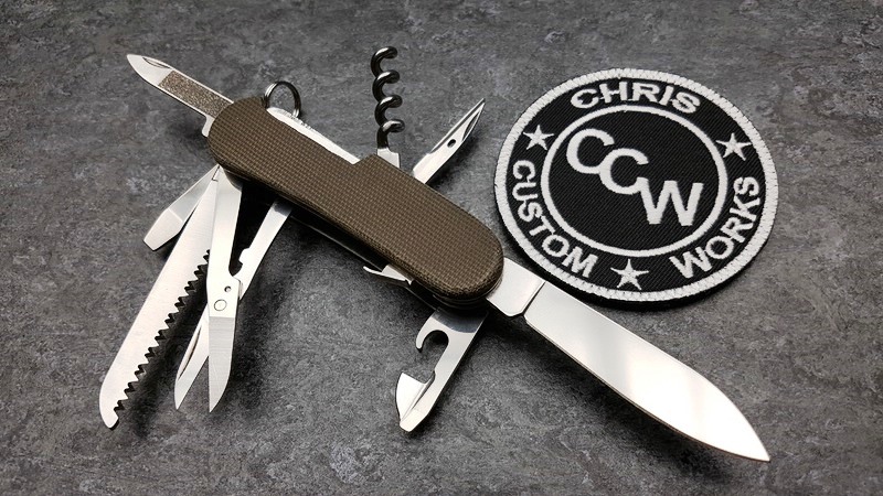 SAK-Mod: Evolution S17 Green Micarta | Chris Custom Works