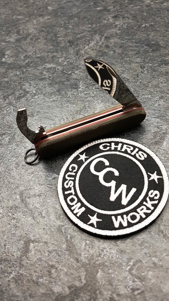 Chris Custom Works | SAK-Customs, knives & product photography