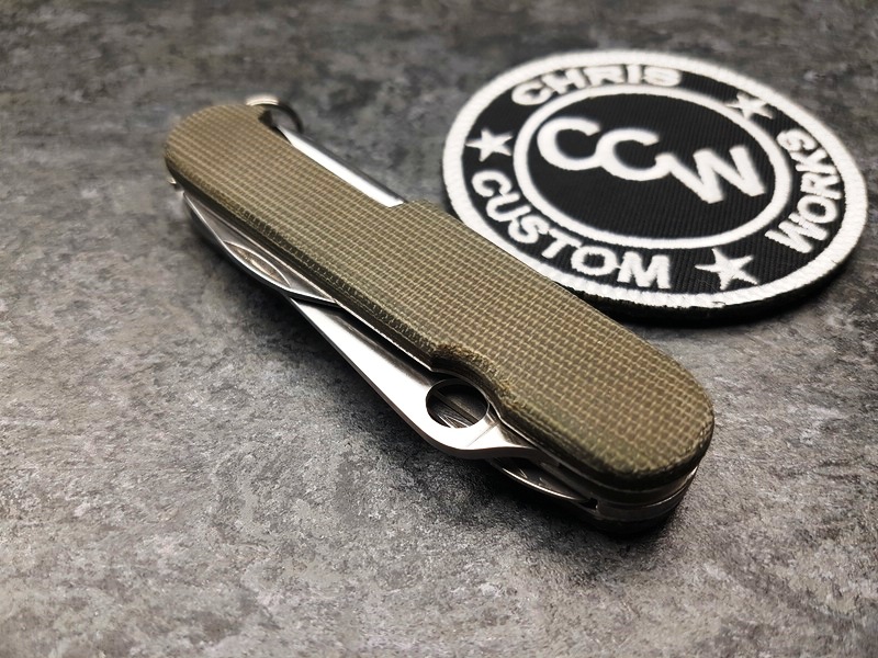 SAK-Crossover-Mod: Green Micarta Spydernox | Chris Custom Works