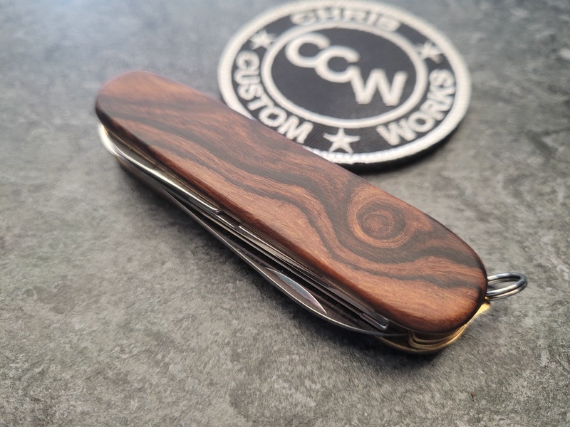Chris Custom Works | SAK-Customs, knives & product photography